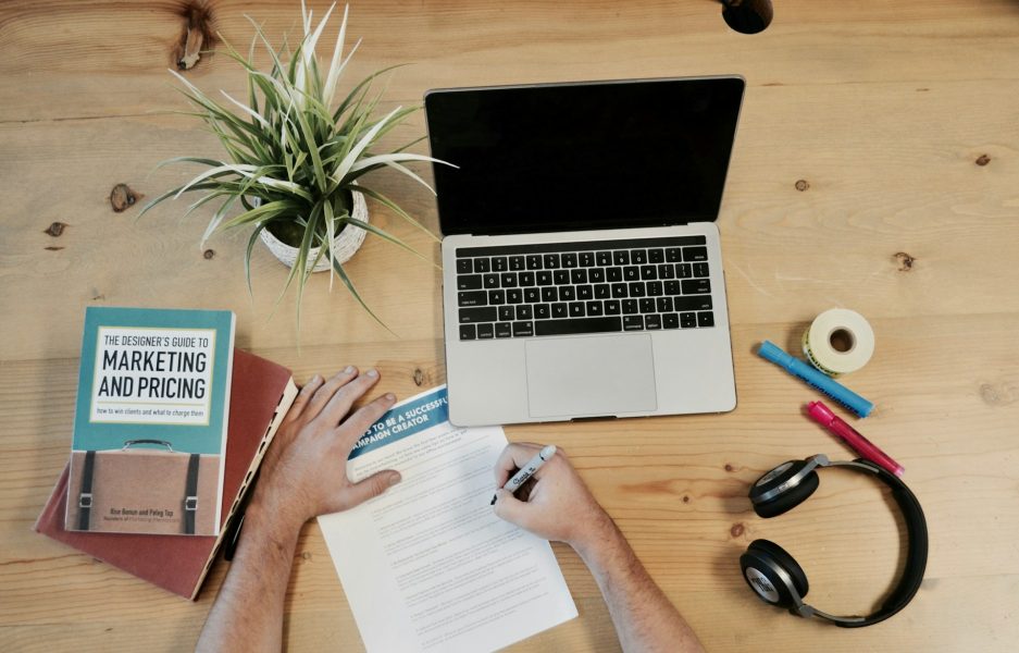 Brand Storytelling Examples Every Marketer Should Know - Designerly