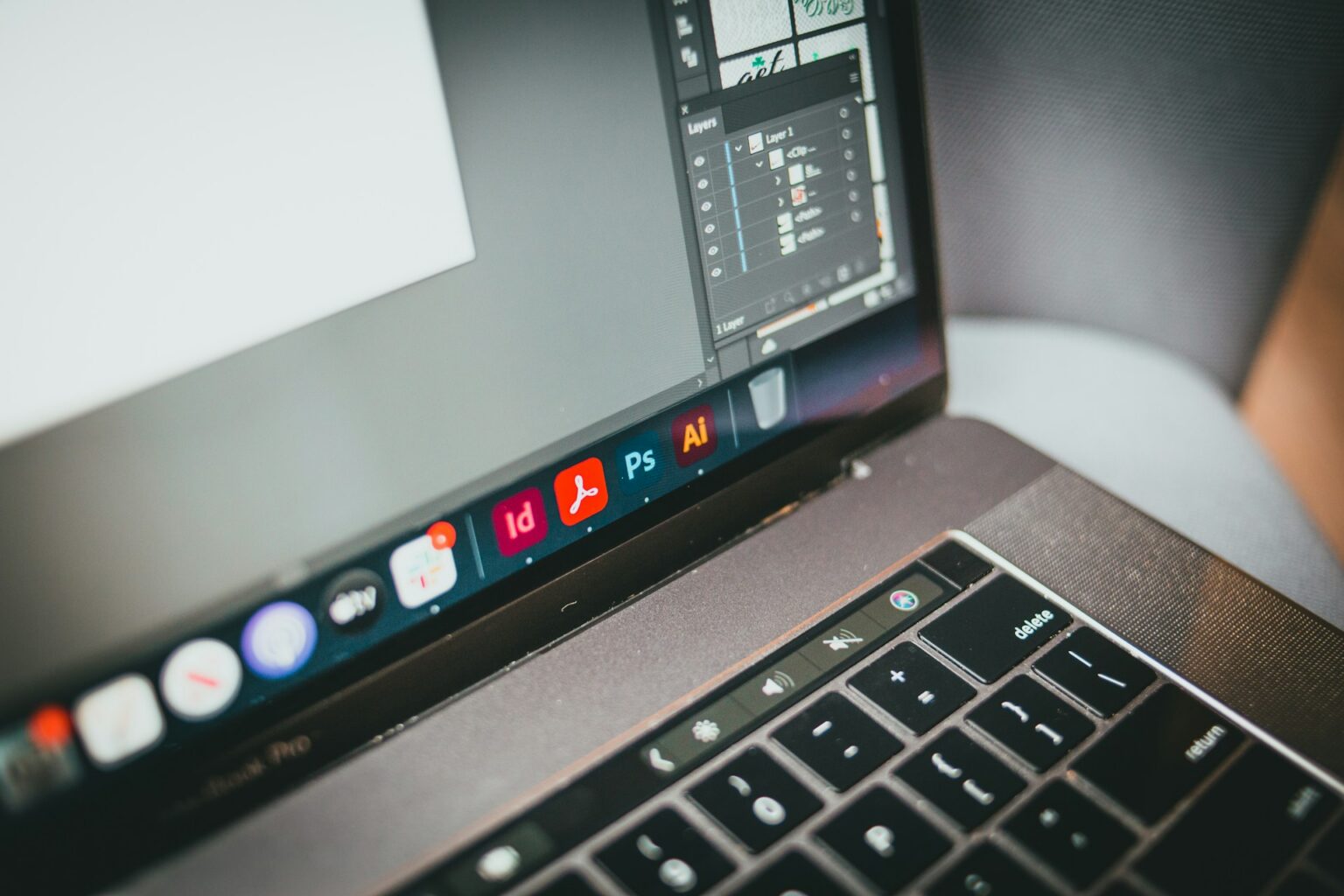 10 Graphic Design Trends Taking Over 2026 (With Examples)